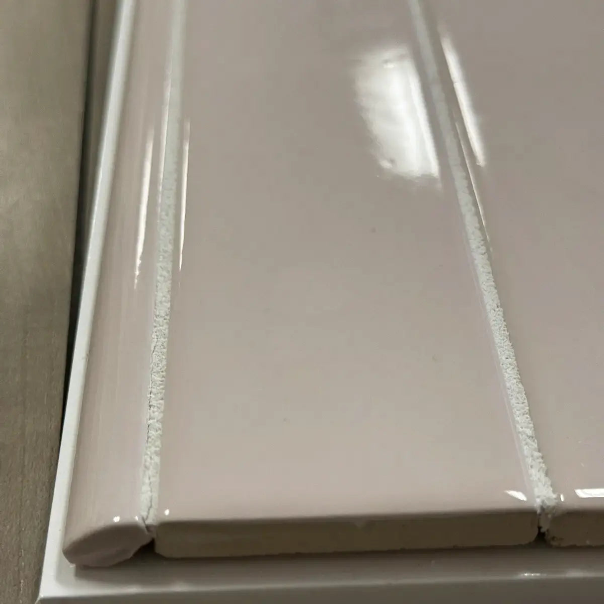 Groove Pink Pencil Gloss Ceramic Tile Trim | Pencil Tile Edge